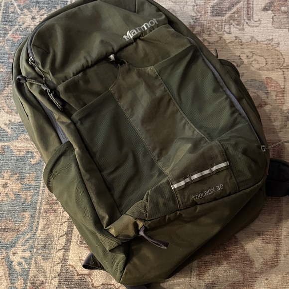 Marmot | Bags | Marmot 3l Daypack | Poshmark